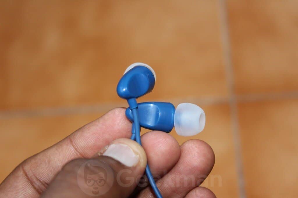 AmazonBasics In-Ear Headphones Review & Unboxing, Best earphone under 500?