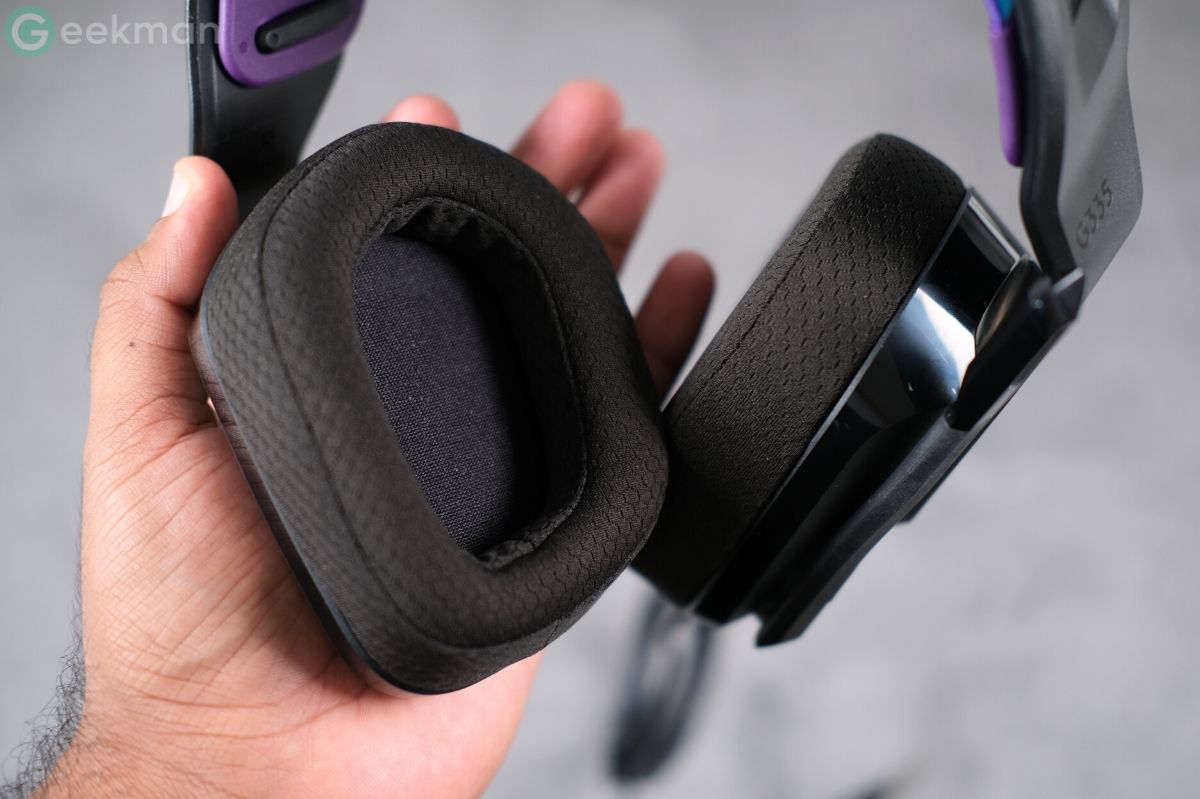 Logitech G335 Gaming Headsets Detail Review With Pros & Cons.