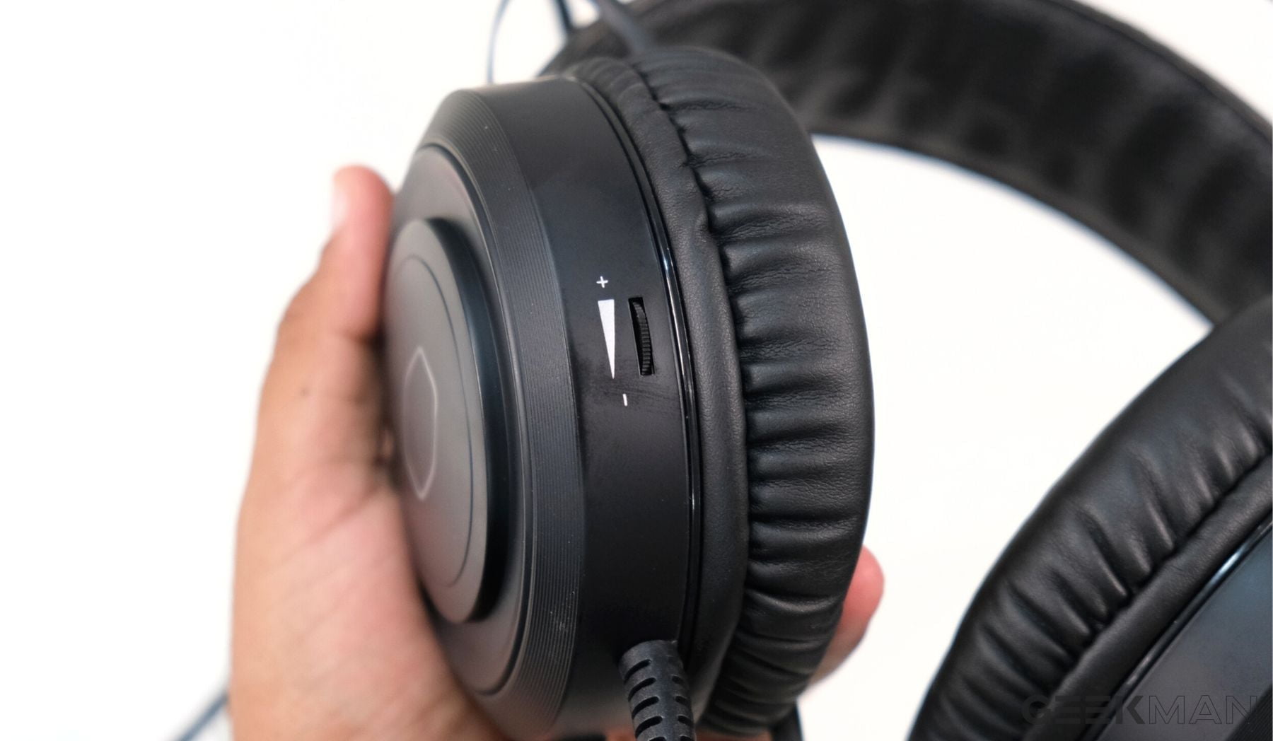Cooler Master CH321 Gaming Headphones Review With Pros & Cons